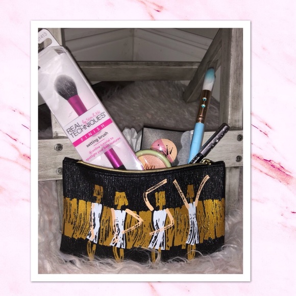 Makeup | Deal Of The Daymakeup Gift Set | Poshmark